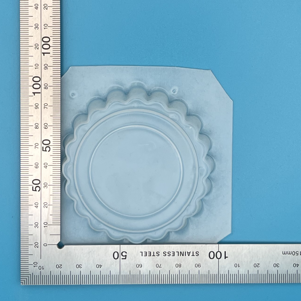 Ridged Edge Circular Plastic Mould | Soak Rochford